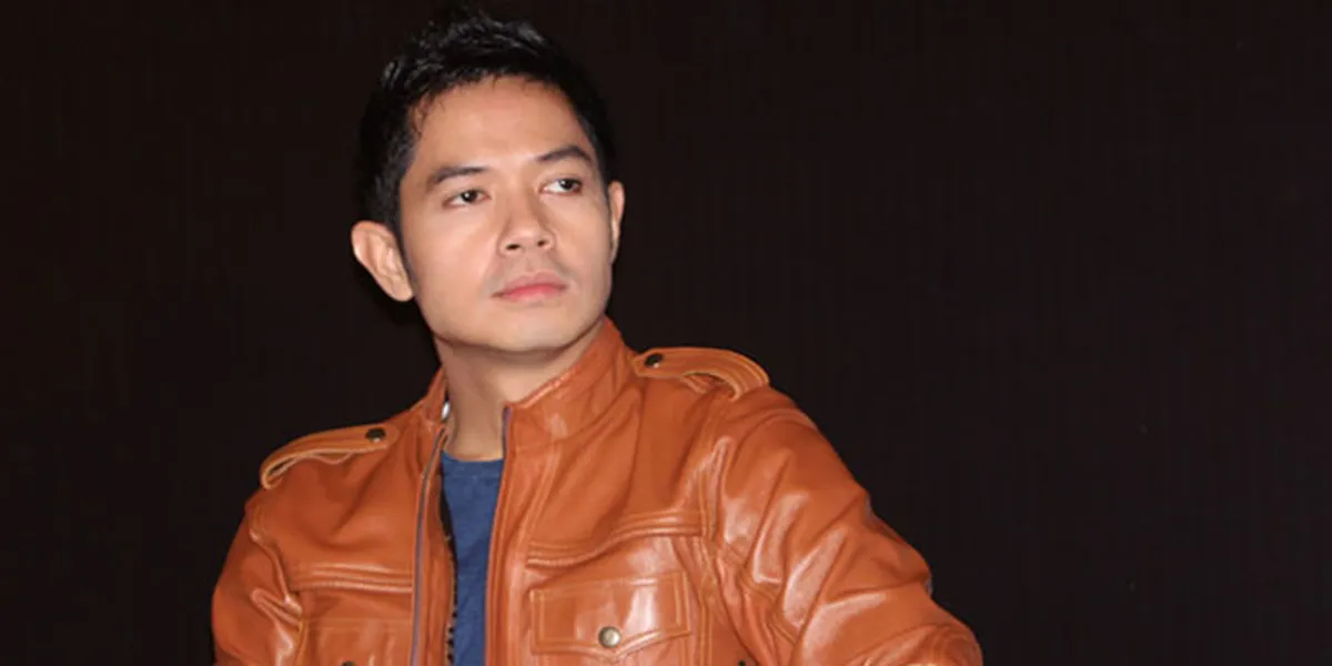 Dude Harlino Anggap Ully Artha Seperti Ibunya Sendiri - KapanLagi.com