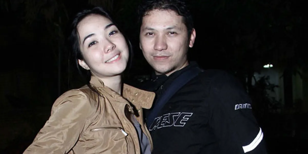 Gading Marten Lamar Gisel, Roy Marten Bahagia - KapanLagi.com