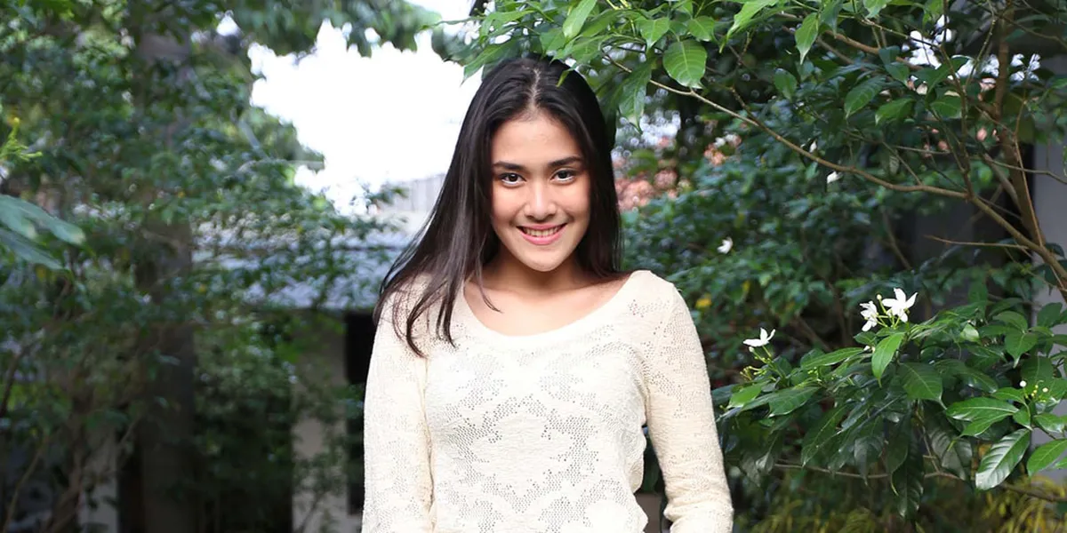 Gara-Gara Syuting, Andania Suri Diancam Tinggal Kelas - KapanLagi.com