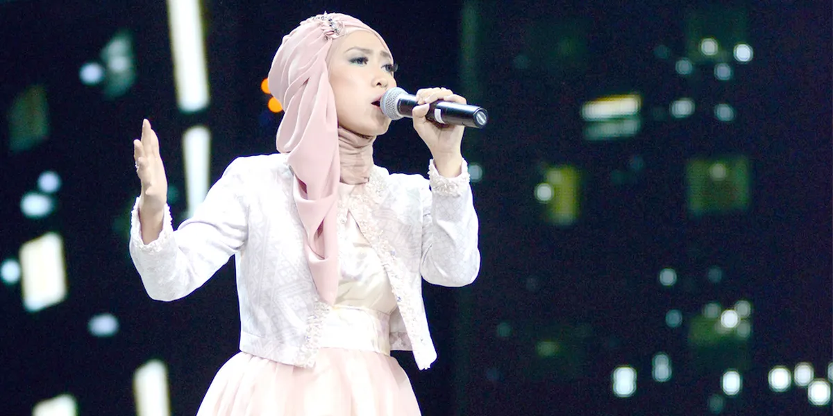 Gaya Rock Syariah, Sarah Idol Tetap Tersisih! - KapanLagi.com