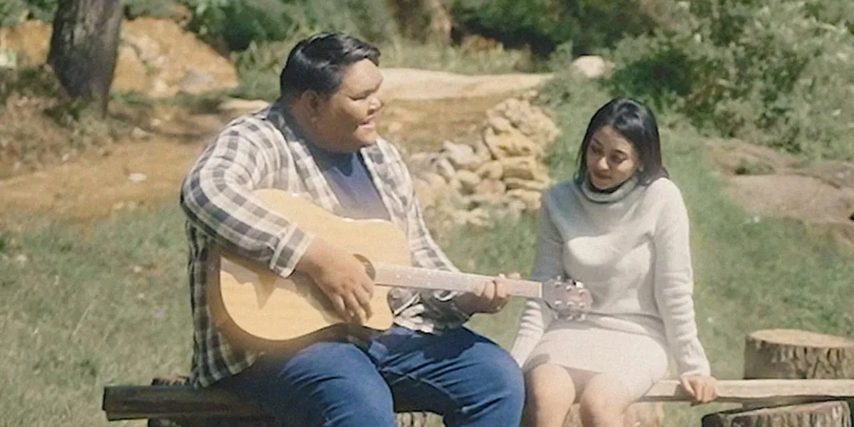 Giant Jay Kembali dengan Single Baru Teman Saja, Kisahkan Cinta Tak ...