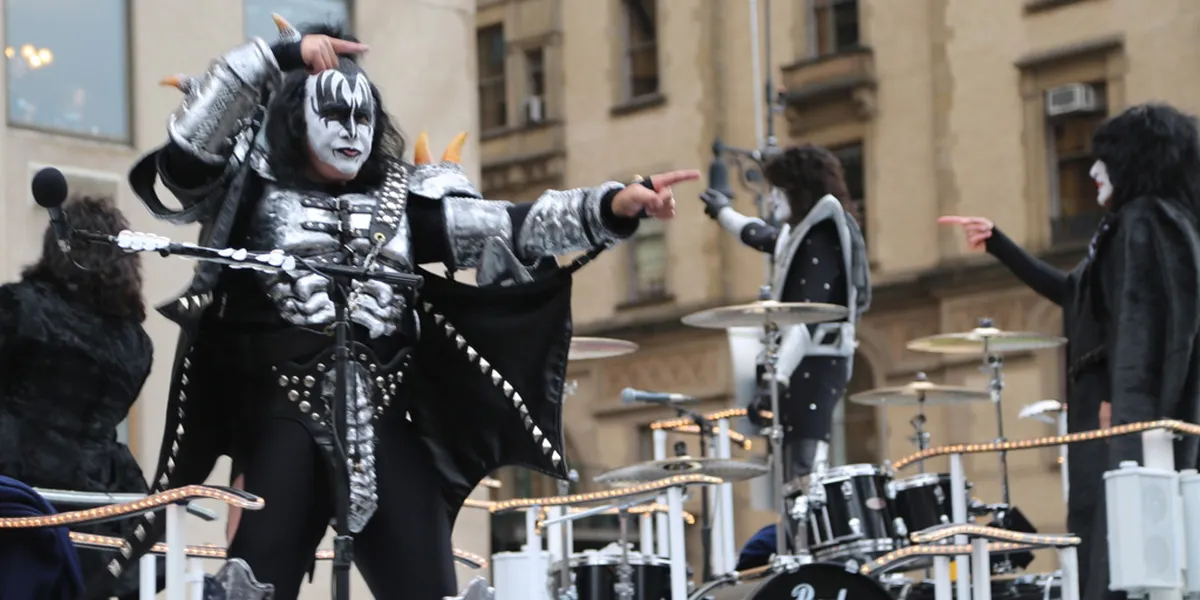 Gokil, Band Metal Ini Jadi Unyu Banget - KapanLagi.com
