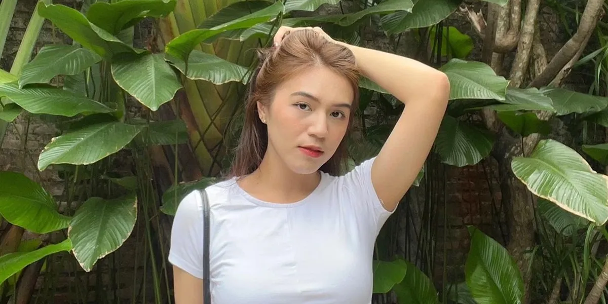 Jadi Eks JKT48 Paling Lama Lulus, Gaby Warouw Akui Karena Dukungan Fans - KapanLagi.com