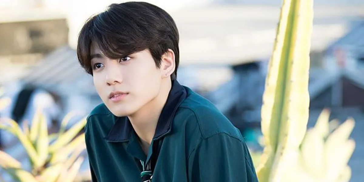 Jungkook BTS Terlibat Kecelakaan, Tagar #JungkookWeLoveYou Jadi ...