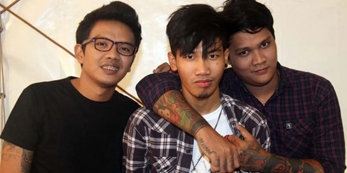 Last Child Bantu Pembuatan Album Mantan Personil Blink - KapanLagi.com