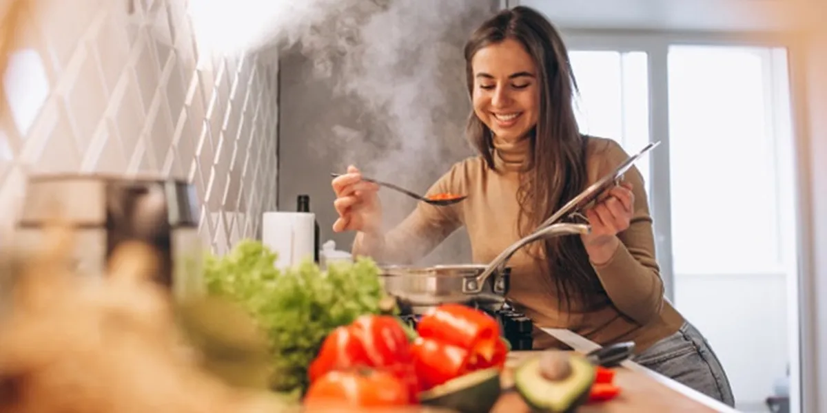 Lebih Sehat, Ini 8 Bahan Penyedap Rasa Alami Pengganti MSG - KapanLagi.com