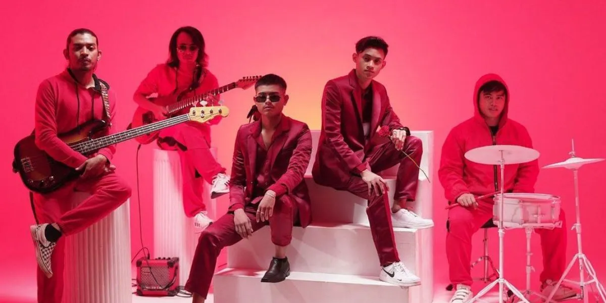 Lirik Lagu Izinkanlah Yang Dipopulerkan Oleh Tuah Adzmi Zack Zakwan