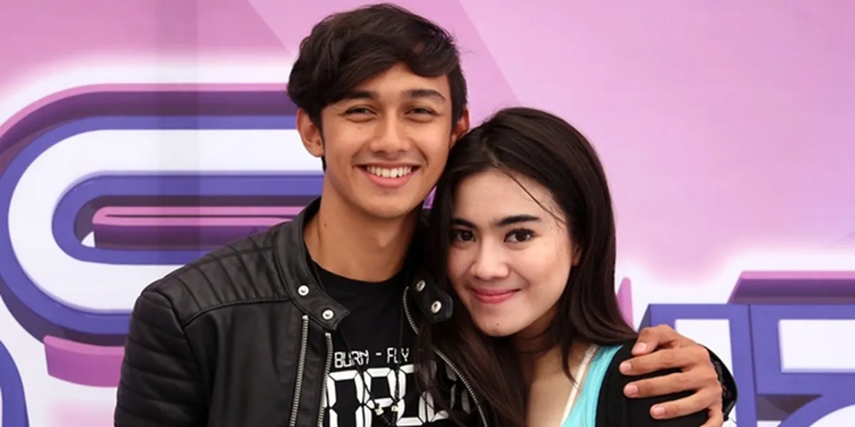 Lokasi Syuting Dekat, Felicya & Hito Caesar Sempatkan Pacaran - KapanLagi.com