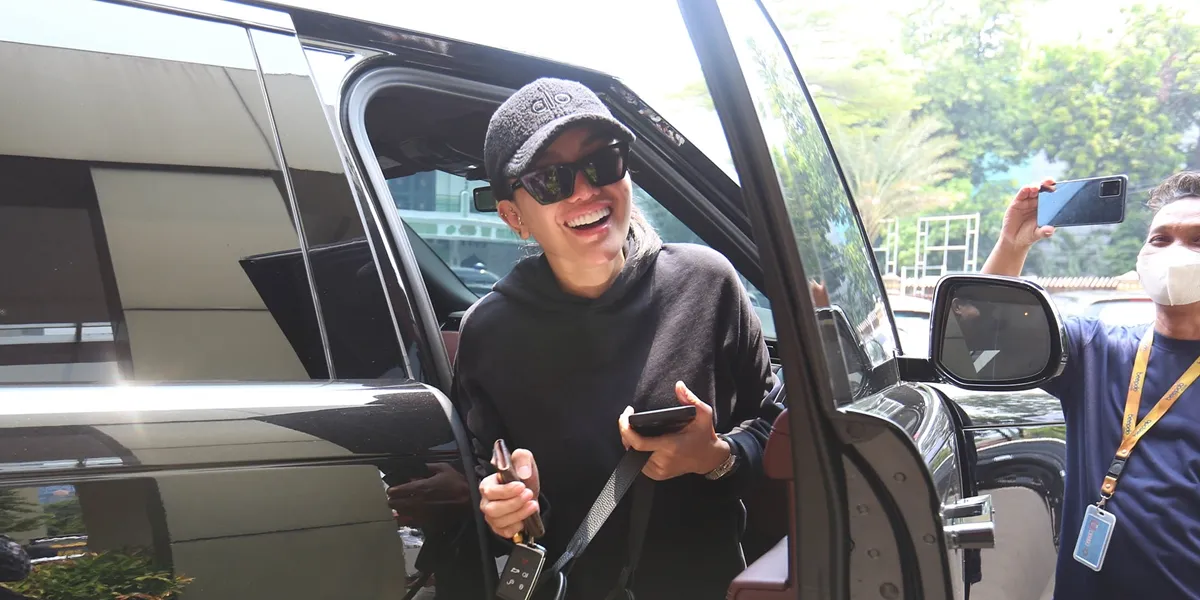 Nikita Mirzani Yakin dengan Bukti yang Dihadirkan, Tutup Rapat Pintu Damai ke Vadel Badjideh ...