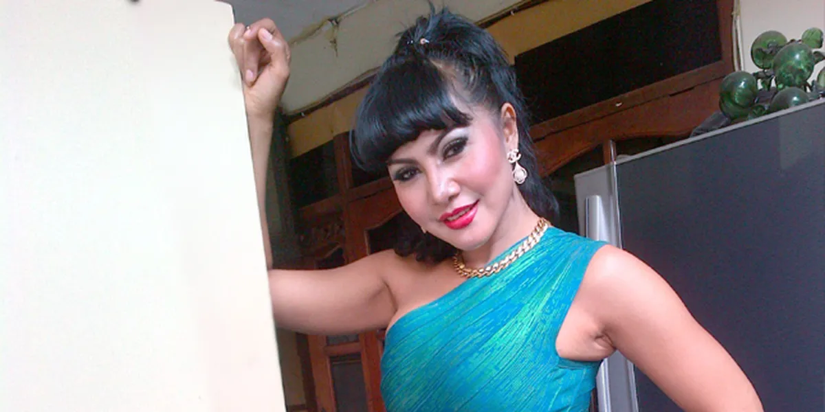 Novita Sari: Bentuk Tubuh Saya Made In Tuhan - KapanLagi.com