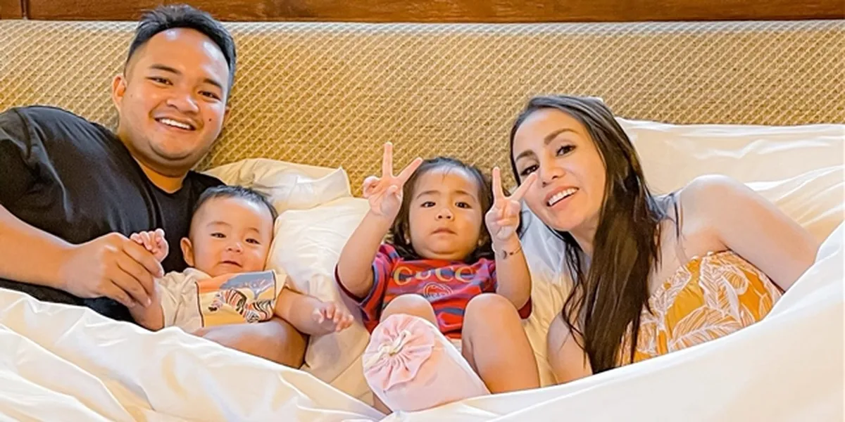 Pantas Tajir Melintir! Ini 9 Sumber Kekayaan Momo Geisha dan Suami - KapanLagi.com