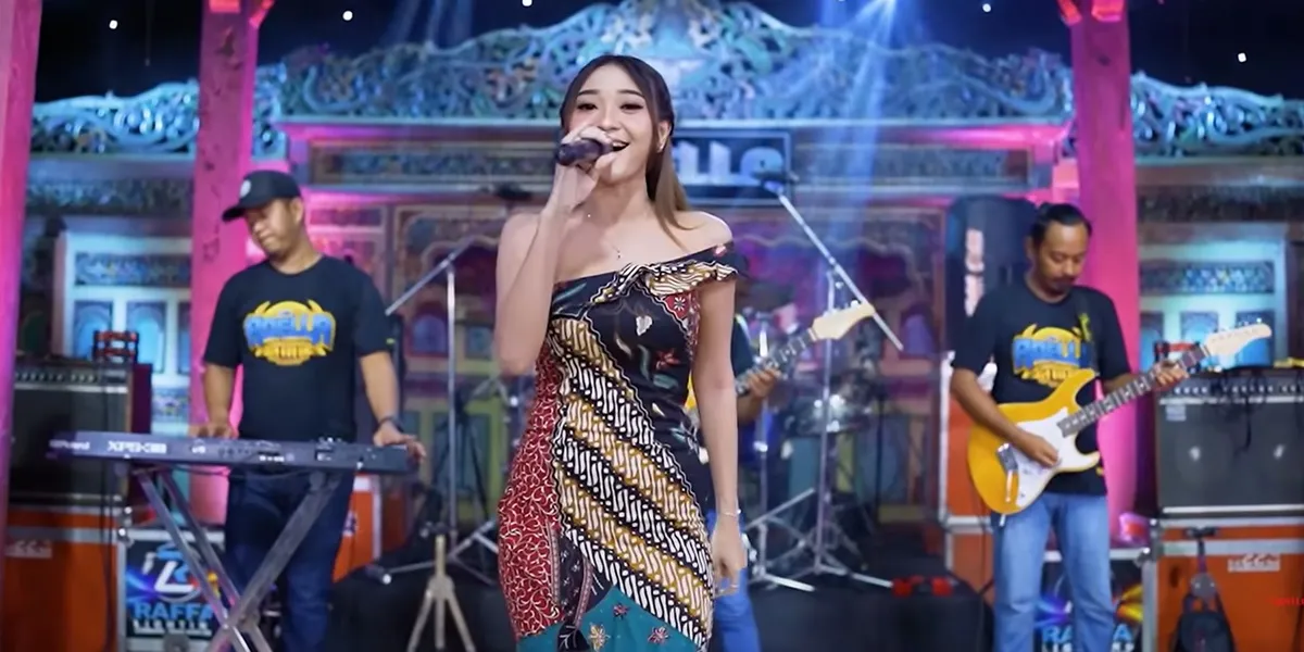 Profil Difarina Indra, Penyanyi Dangdut Koplo yang Bikin Klepek-Klepek! - KapanLagi.com