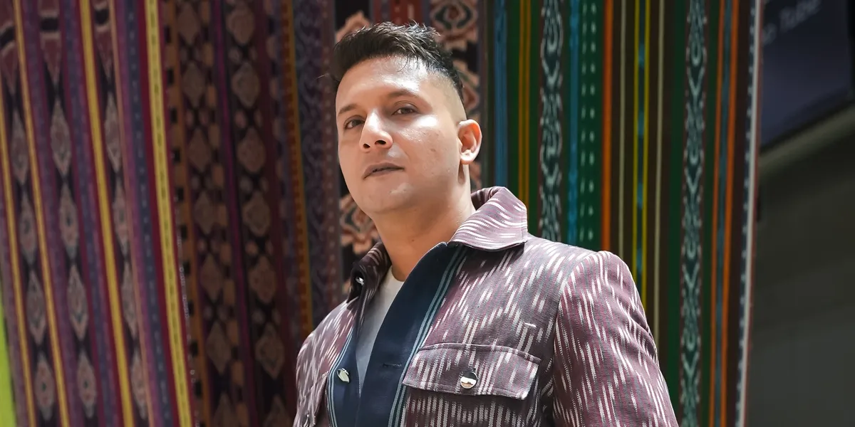 Rasheed Ali Debut di Catwalk, Jadi Muse di 25 Tahun Perjalanan Merdi Sihombing - KapanLagi.com