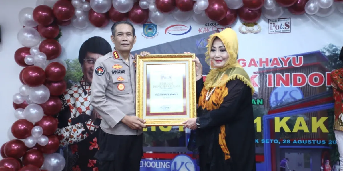 Rayakan HUT RI Ke-77, Polisi Selebriti Berikan Apresiasi untuk Sejumlah Kapolda dan Kapolres ...