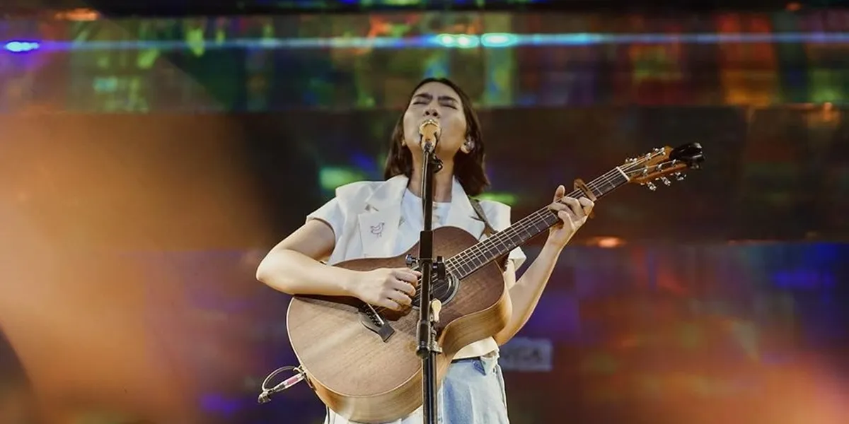 Rilisan Lagu Terbaru Dere: Cinta dan Ragu Bertemu dalam 'Biru ...