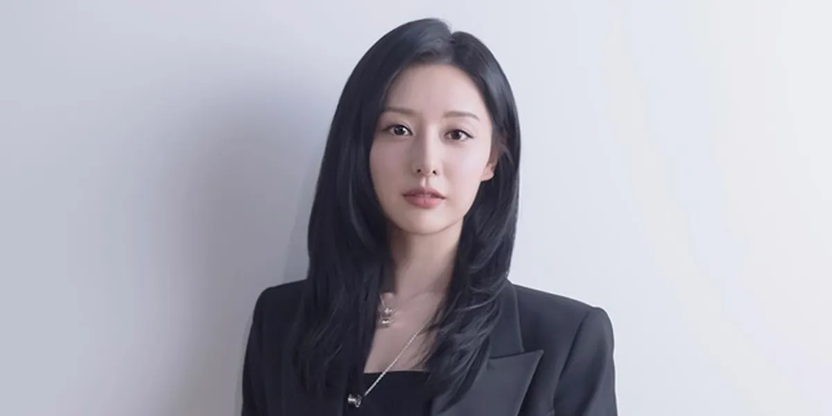 Selain Bisa Berikan Pertanyaan Buat Kim Ji Won, Penggemar Juga Boleh ...