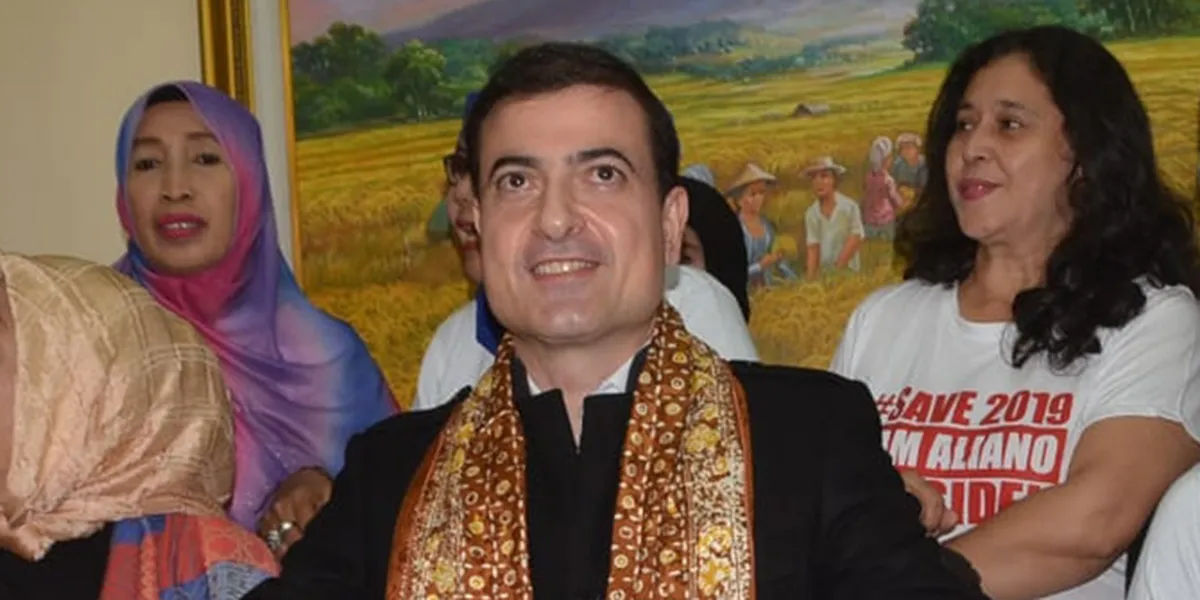 Serius Jadi Capres Indonesia, Sam Aliano Bikin Sayembara Cari Ibu ...