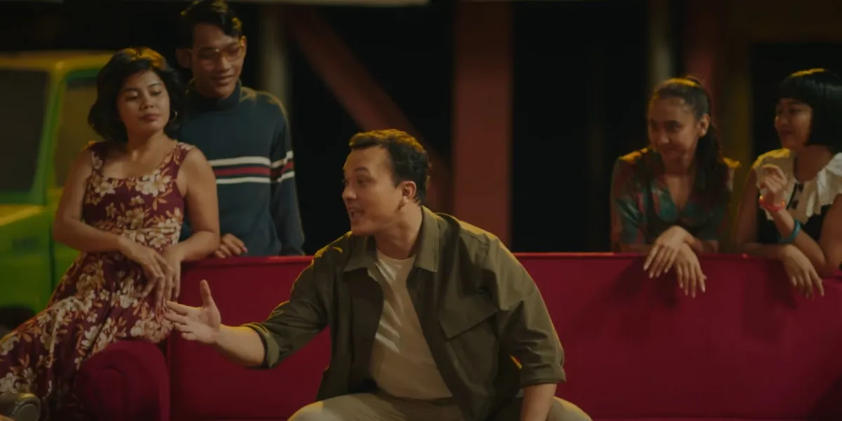 Sinopsis 'SIAPA DIA', Nicholas Saputra Berperan Jadi Sutradara Film ...