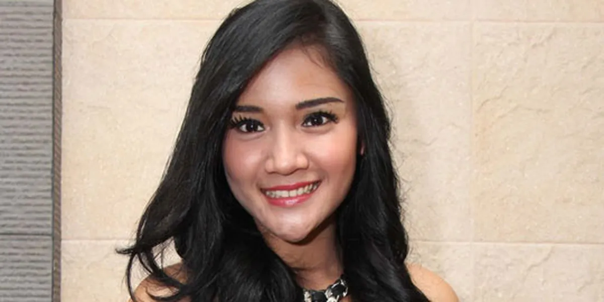 Soal Kecantikan, Fitri Ayu Tak Selalu Ikut Trend - KapanLagi.com