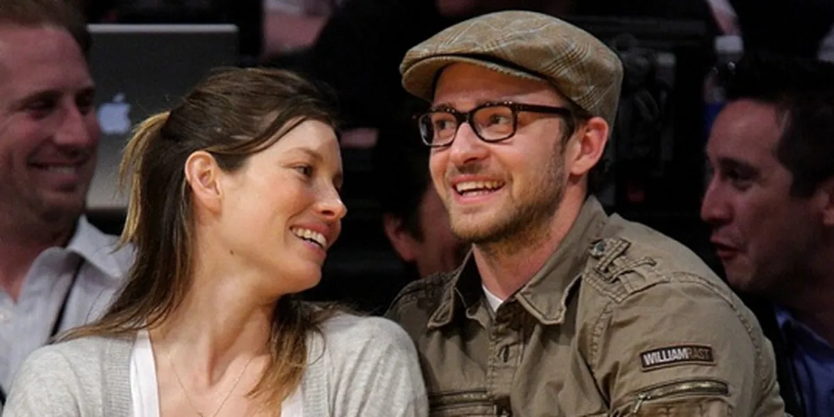 Tamu Undangan Justin - Jessica Terikat Kontrak Rahasia - KapanLagi.com