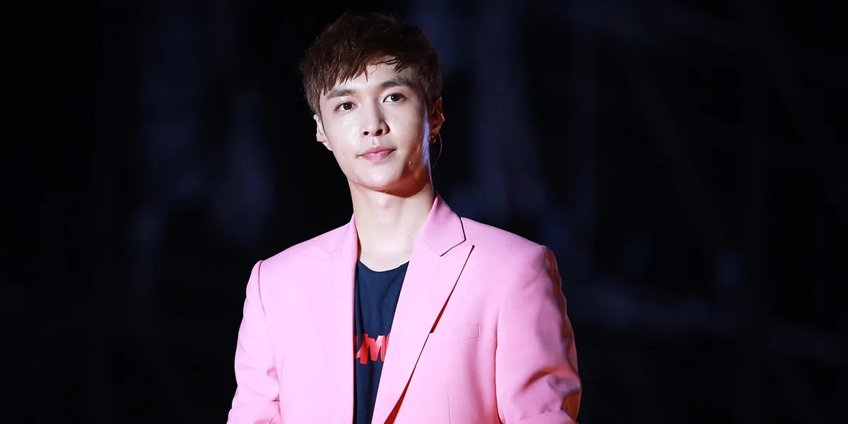 Exo Lay Baby Pictures