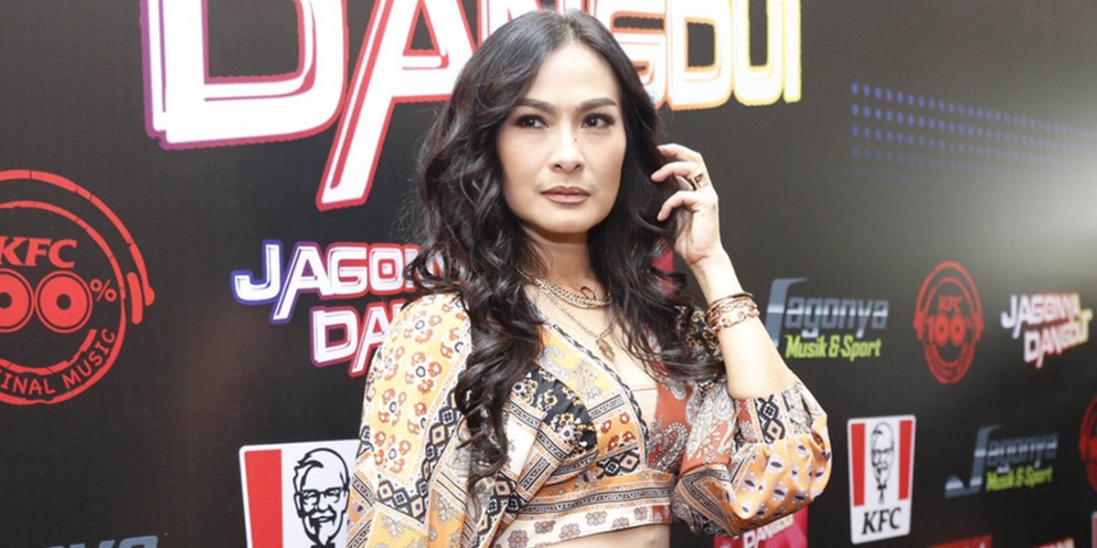 Tidak Datang ke Resepsi Nadya Mustika, Iis Dahlia Pastikan Hadir di ... Tidak Datang ke Resepsi Nadya Mustika, Iis Dahlia Pastikan Hadir di ...