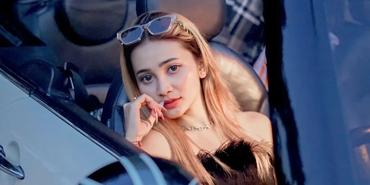 Tinggalkan DJ dan Hijrah ke Jakarta, Cindy Putri Wardhani Kini Sukses Jadi Influencer ...