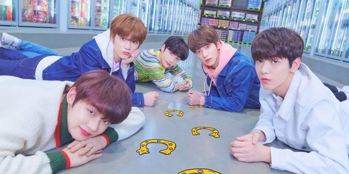 TXT Resmi Debut Dengan MV 'CROWN', Langsung Kuasai Trending Topic Dunia ...