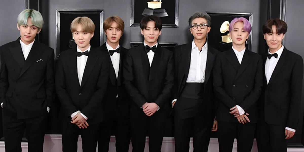 Ukir Sejarah baru! BTS Jadi Artis Korea Pertama yang Sukses Puncaki Chart Billboard Hot 100 ...