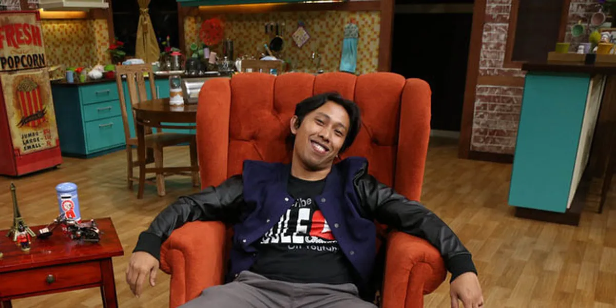 Yujeng 'Ini Talk Show' Berbagi Cerita Tentang Awal Karirnya - KapanLagi.com