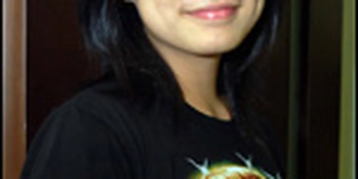 Leony Pacaran Dengan Sutradara? - KapanLagi.com