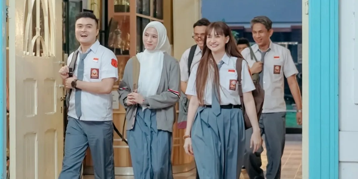 8 Potret Alyssa Soebandono - Gilbert Marciano Pakai Baju SMA. Sinetron ...