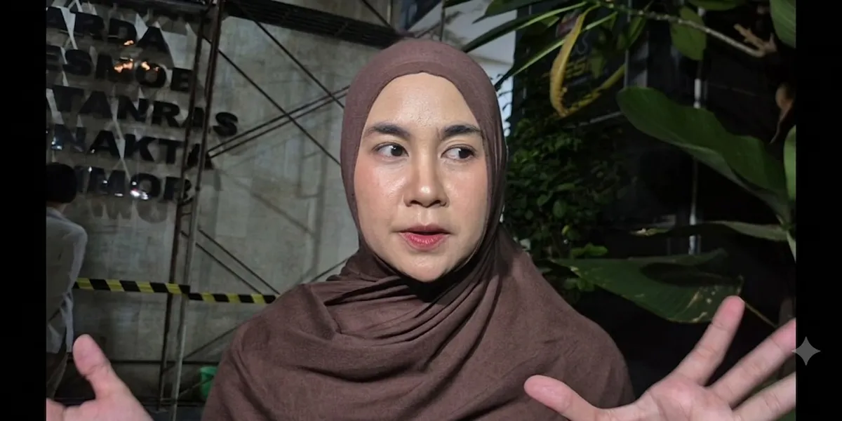 Anisa Rahma dan Anandito Dwis Bantah Umrah Gratis, Bayar Rp100 Juta ...