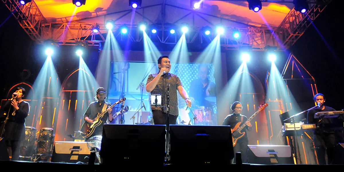 Awas Ngakak Maksimal, Lihat Kumpulan Meme Lucu Album Tulus Ini ...