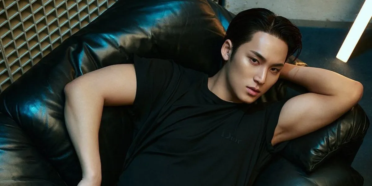 Mingyu SEVENTEEN untuk Dior x GQ Korea, Visual Makin Matang - KapanLagi.com