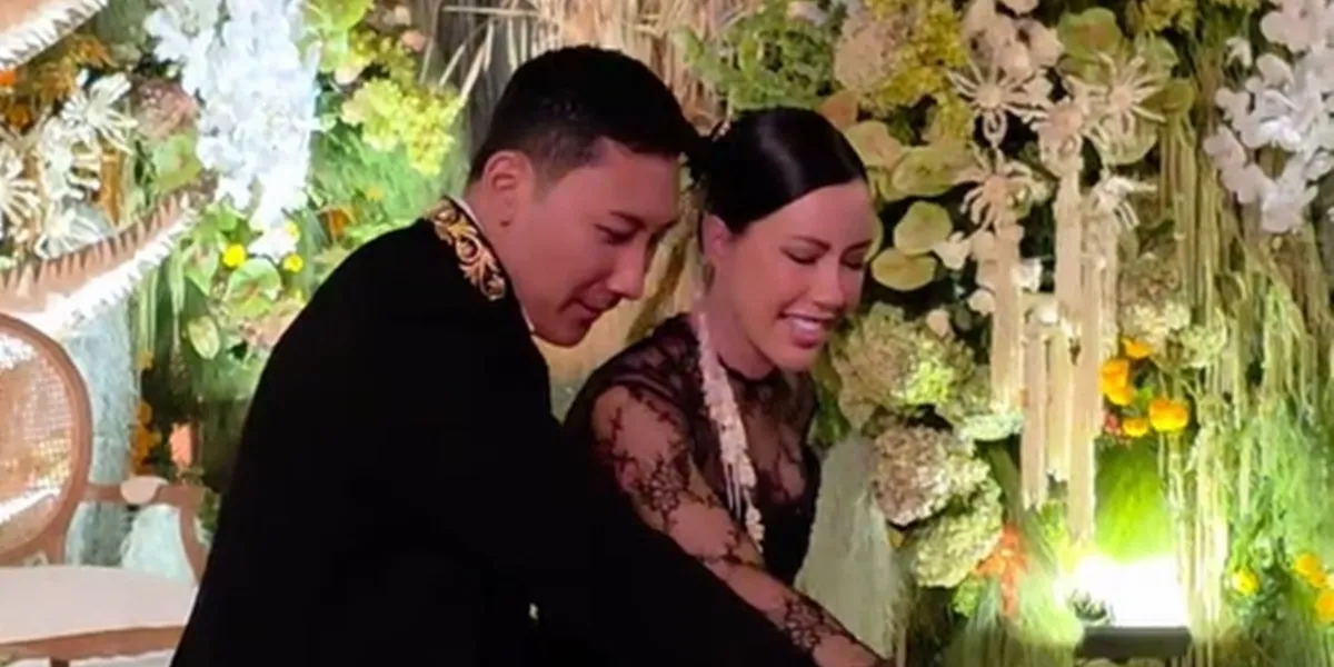 Resepsi Pernikahan Darma Mangkuluhur, Undang Brian McKnight - KapanLagi.com