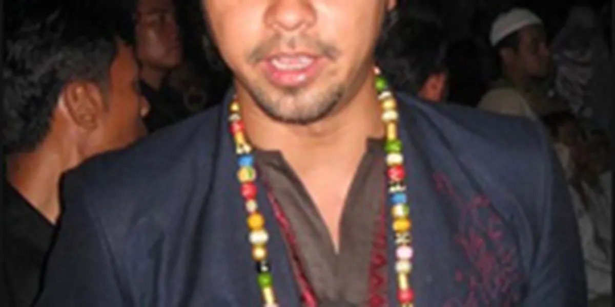 Sultan Jorgi, Ogah Ditanya Gossip - KapanLagi.com