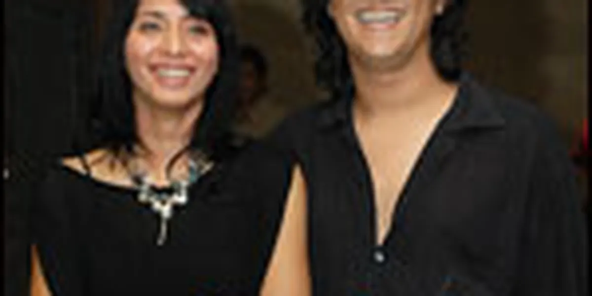 Bucek Depp - Unique Resmi Cerai - KapanLagi.com