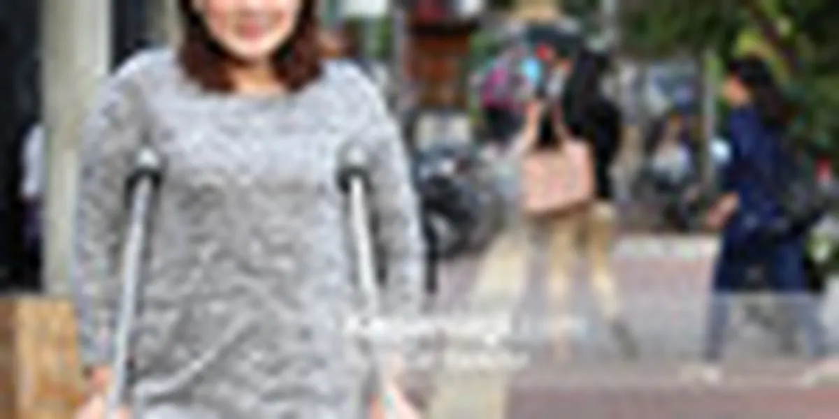 Foto Laura Lazarus - #014 - KapanLagi.com