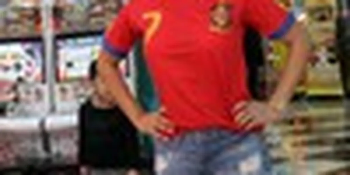 Foto Yuni Shara 2172
