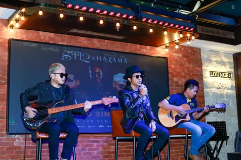 ST12 Gandeng Penyanyi Populer Asal Malaysia Di Lagu Terbarunya 'Tak Kunjung Usai' - KapanLagi.com