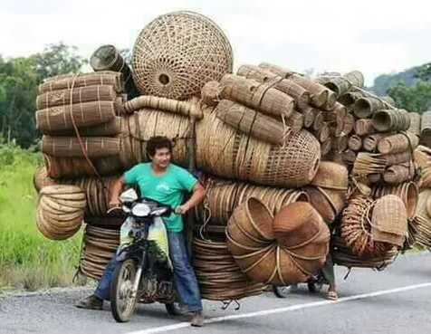 Aneh Tapi Nyata, Foto Kendaraan Kelebihan Muatan Ini Mengejutkan! - Plus.Kapanlagi.com