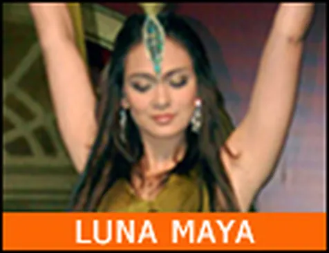 Syuting 'RUANG', Luna Maya Makin Cinta Indonesia - KapanLagi.com