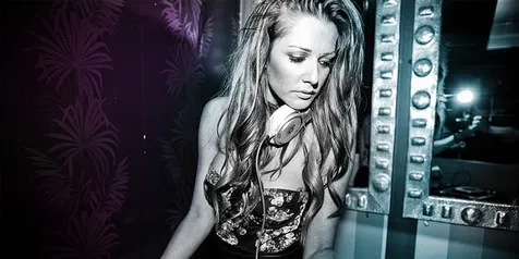 7 DJ Cewek Paling Seksi Dan Sukses - KapanLagi.com