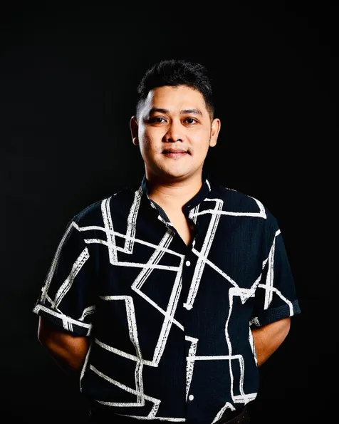 Adityo Prakoso Galaukan Tanah Air Dengan Debut Single 'Dia Atau Kamu ...