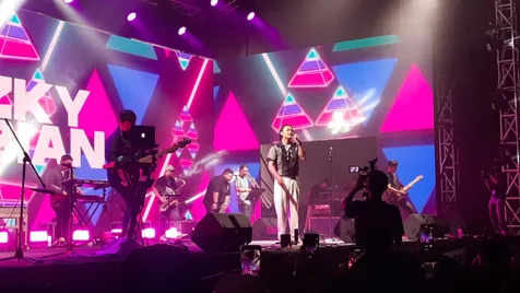 Pertama Kali Tampil Di 'The Sound Project', Rizky Febian Disambut ...