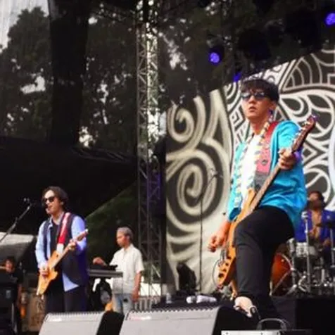 Nostalgia Bentar Yuk! Dengerin 4 Rekomendasi Lagu J-Rocks Yang Siap ...