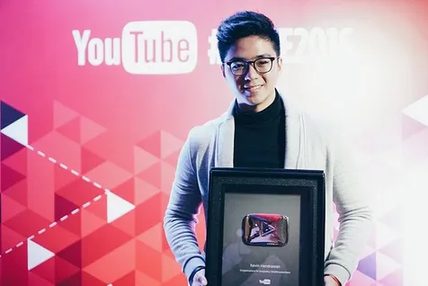 Kevin Hendrawan, YouTuber Ganteng & Kece Dengan Segudang Prestasi ...