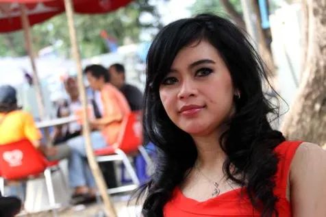 Enggan Tampil Seksi, Intan Lestari Sajikan Dangdut Koplo Lebih Elegan - KapanLagi.com