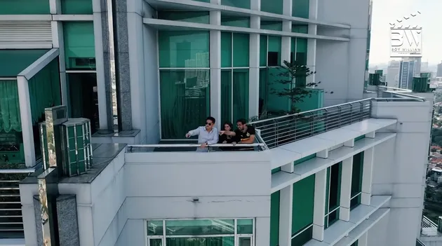 PHOTO Raam Punjabi's Luxury House, 3-Storey Penthouse in Central ...